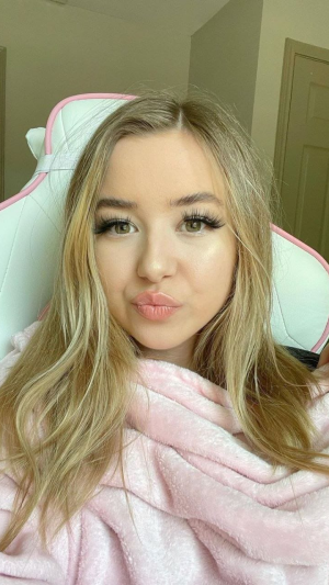 Meet @Amelia_22xy on telegram | crushfling.com